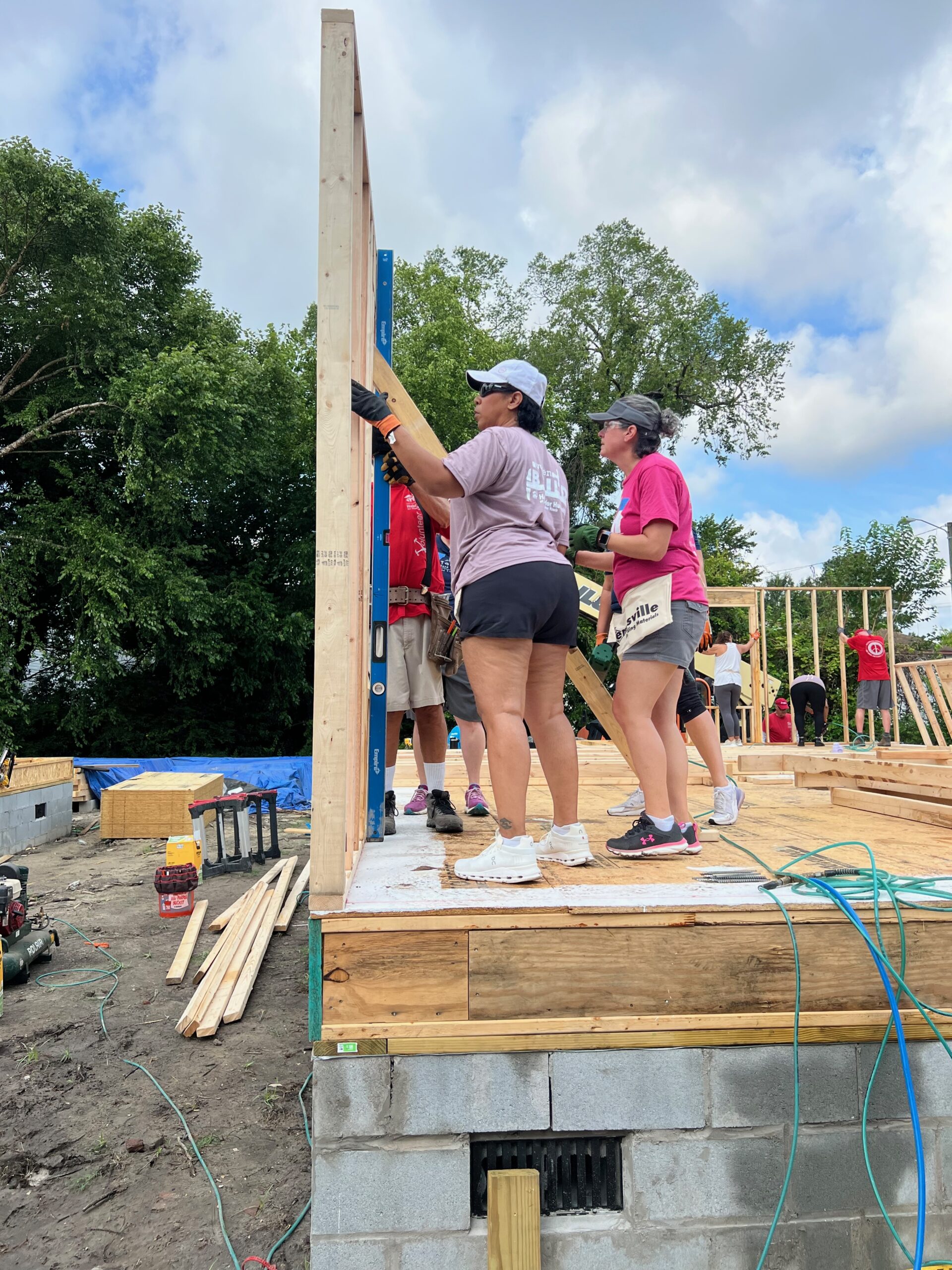 Meet The Habitat South Hampton Roads' Women Build Club | CoVaBiz Magazine